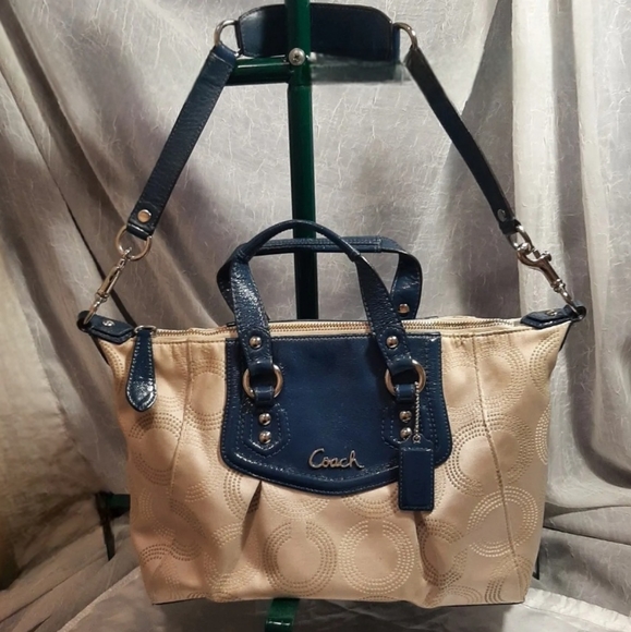 Coach | Bags | Coach F2027 Ashley Signature Cloth Patent Leather ...